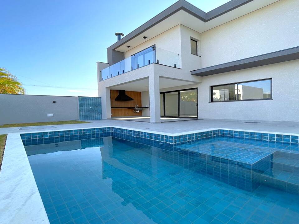 RESERVA ERMIDA - 3 SUÍTES - 4 VAGAS - AT 250m² - AC 215m² - 95684SH